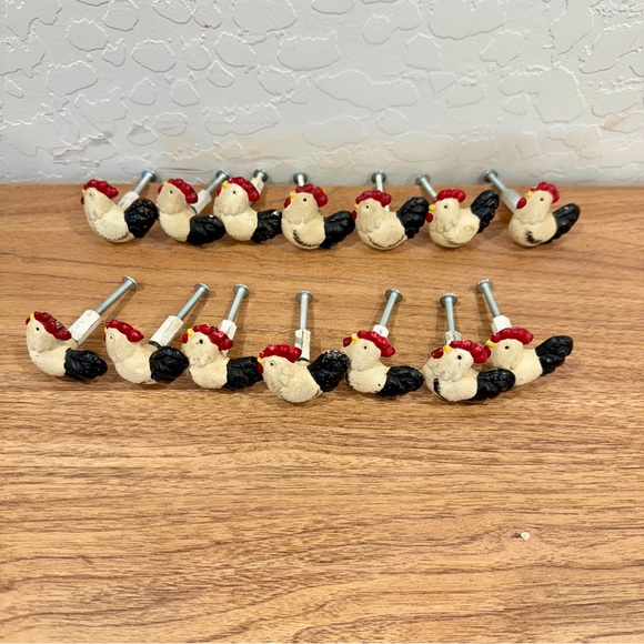 Other | Chicken Drawer Knobs Set Of 14 Chippy Farmhouse Shabby ...